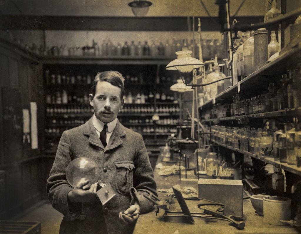 Press - 'Dear Harry...' - Henry Moseley: A Scientist Lost to War